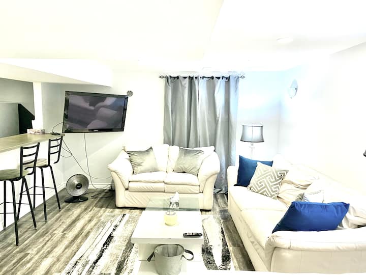 Harcroft Hideaway-free Parking - London