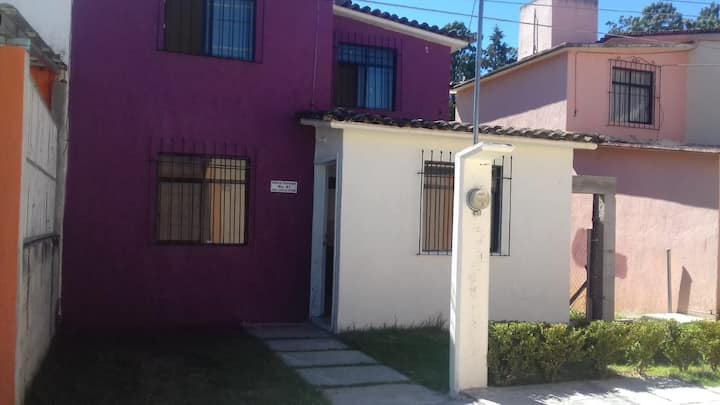 Es Una Casa Muy Cómoda Y Tranquila, Sin Ruidos - San Cristóbal de las Casas