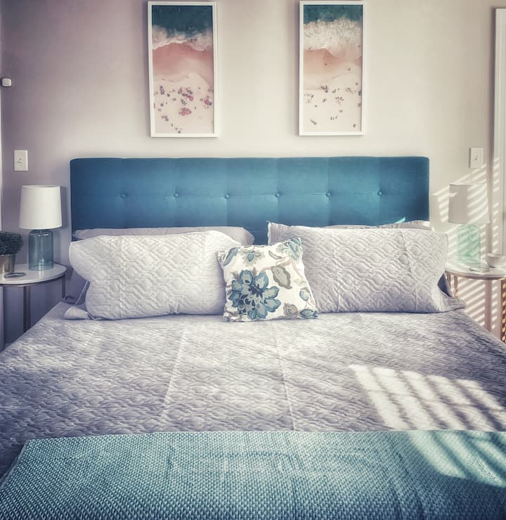 Sunny, Bright 4b/3ba Cape Cod House, Near It All! - Dennis, MA