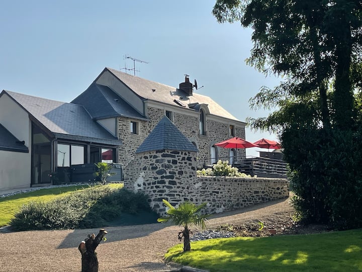 Gîte Proche Campagne, Jacuzzi, Clos.  10/14 Pers - Mayenne