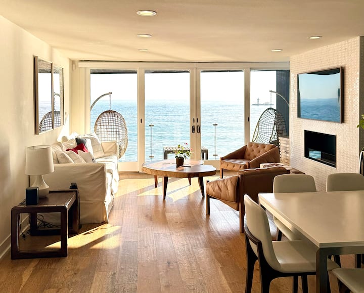 Malibu Waterfront Gallery + Private Beach Access - Malibu, CA