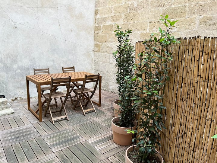 Appartement Centre Ville Halles Avec Terrasse - Gare TGV - Avignon
