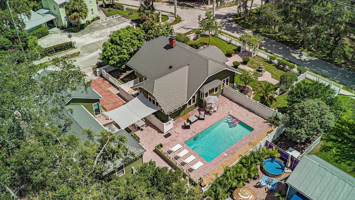 Noi Nest ~ Home + Suites + Pool - Melbourne, FL