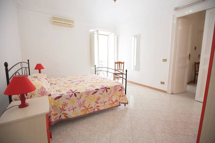 Appartamento Completo Di Tutto In Pieno Centro - Castellammare del Golfo