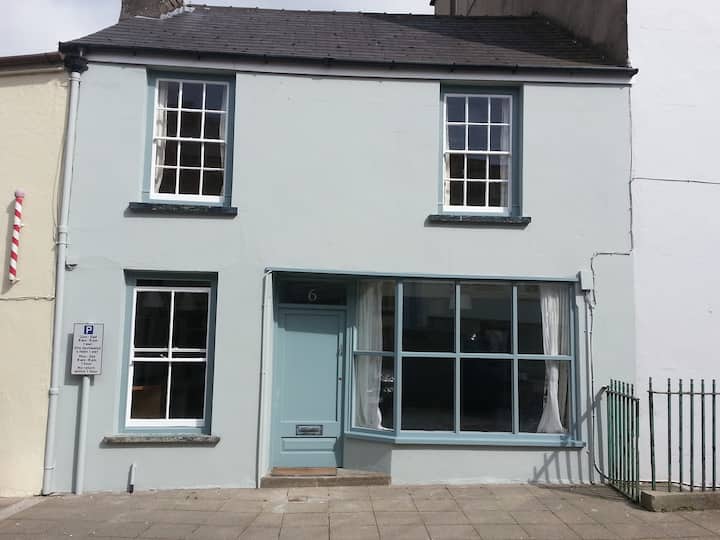 6 Hill Street, Haverfordwest, Pembs - Haverfordwest