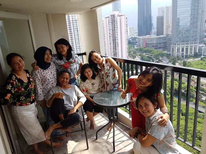 Amazing 1br With Large Balcony - Jakarta