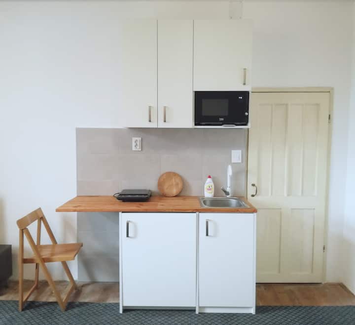 Allclose Studio In Belgrade - Belgrado