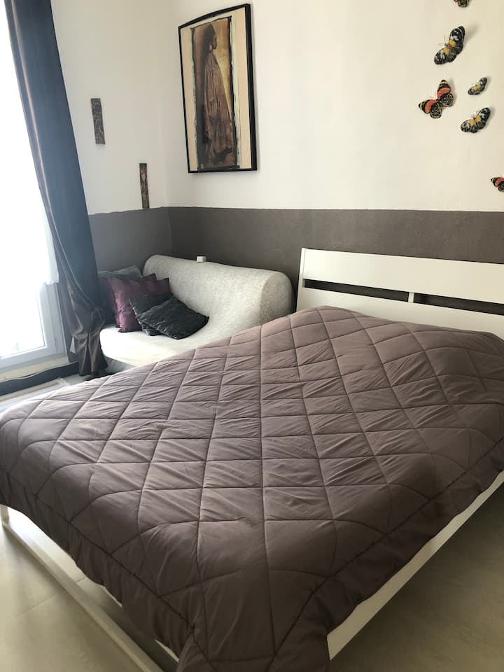 Montpellier (Centre Ville ,Gare) Ch.de Luxe 18 M2 - Montpellier