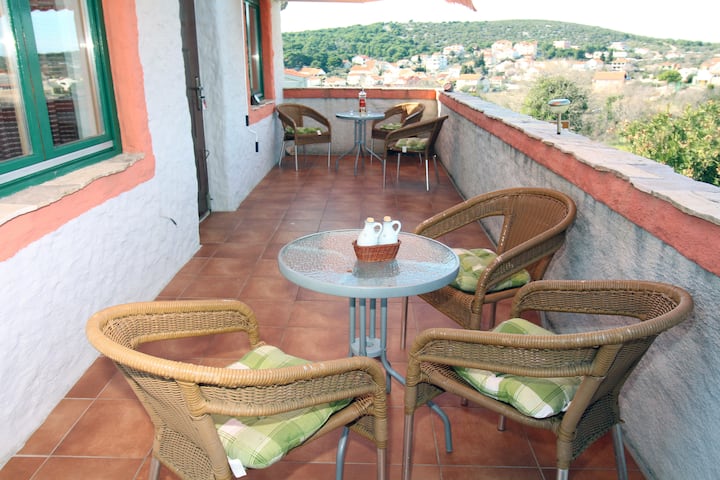 Guest House In Tisno (8+2) - Murter