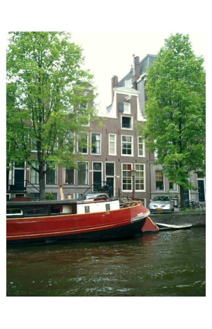 Fully Furnished Apartment On The Prinsengracht - Amsterdã