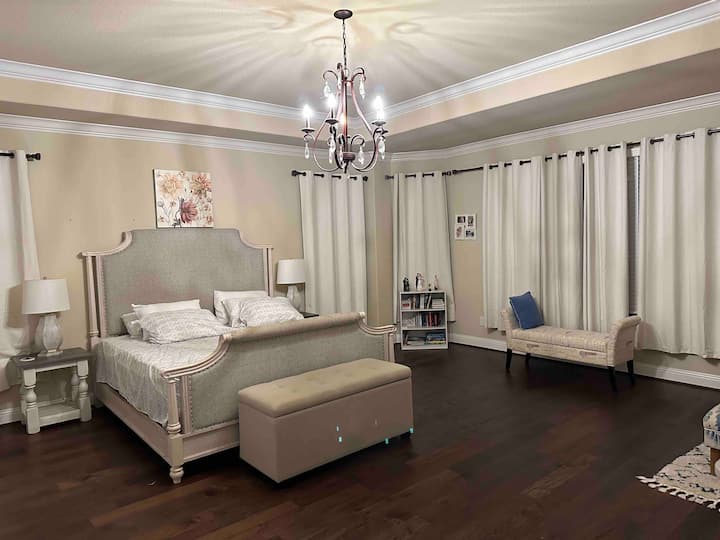Beautiful And Big Home. - Katy, TX