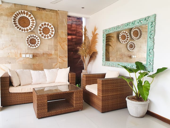 Cozy Chic 2 Bedroom Villa Close To Ubud Central - Ubud