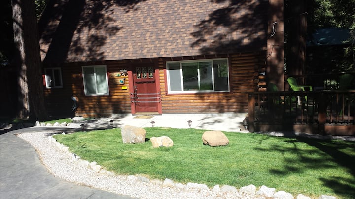 Cozy Log Cabin In Tahoe City - タホー湖