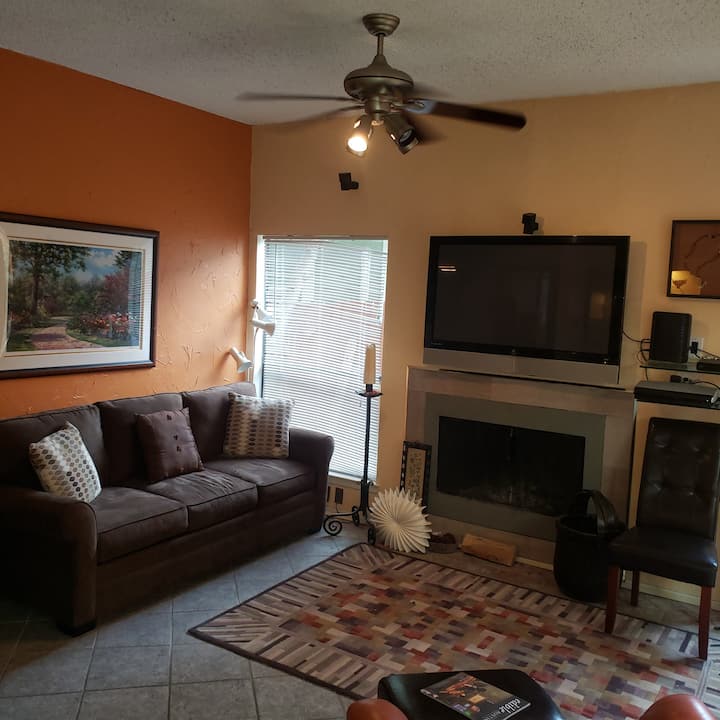 Quiet Yet Close To All That Austin Has To Offer - Far West Boulevard – Austin