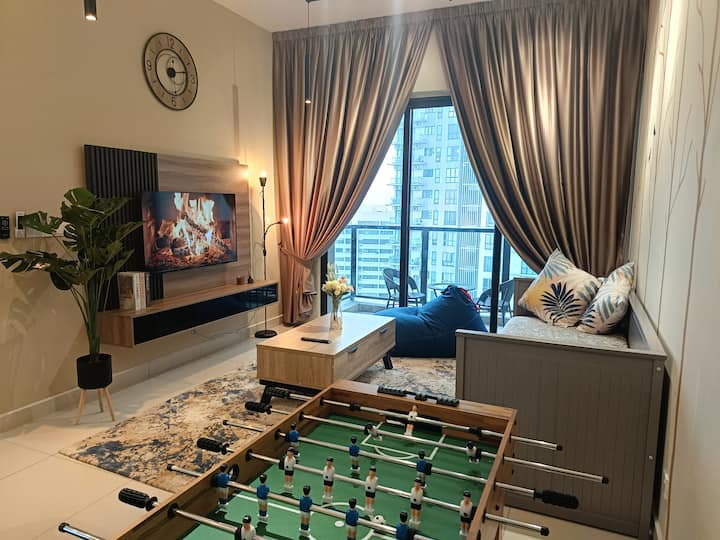 3br Buzzing Kl Pad | Chill Zone @ De' Serene Suite - Kuala Lumpur