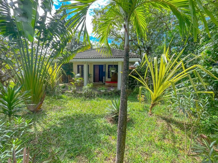 Hannibals Holiday House - Diani Beach