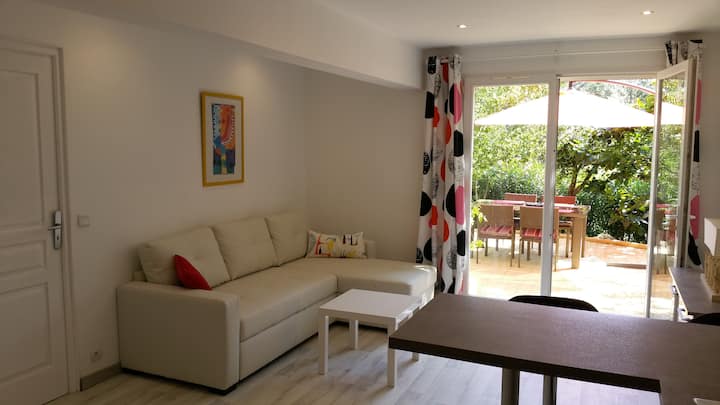 Appartement Moderne Dans Villa Provençale - Fréjus