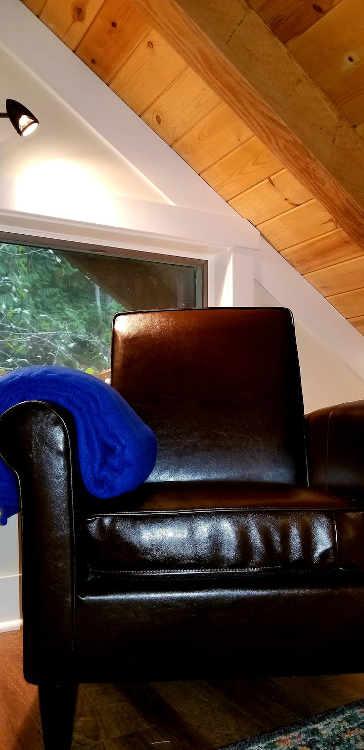 Gatehouse Cottage, San Juan Island, Wa - Roche Harbor, WA
