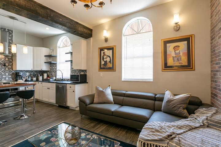 Fantastic City Apartment In Little Havana - South Miami, FL