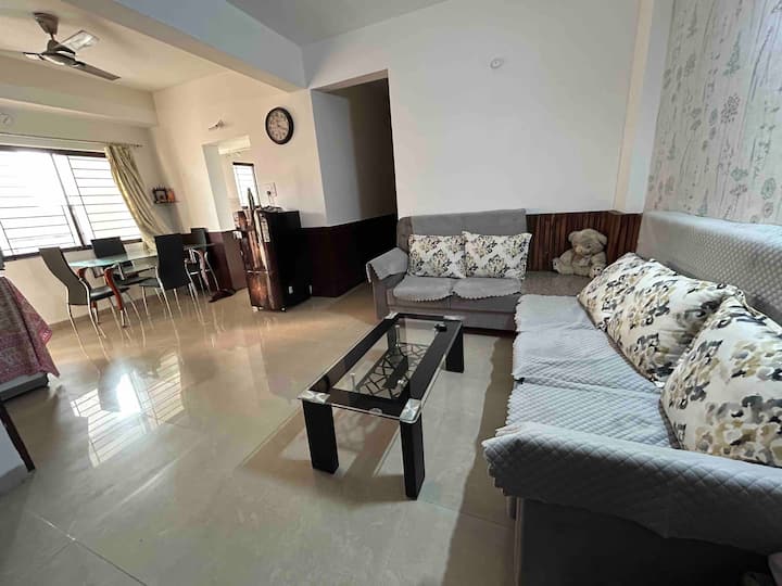 Fully Furnished 3 Bhk Apartment - Indore