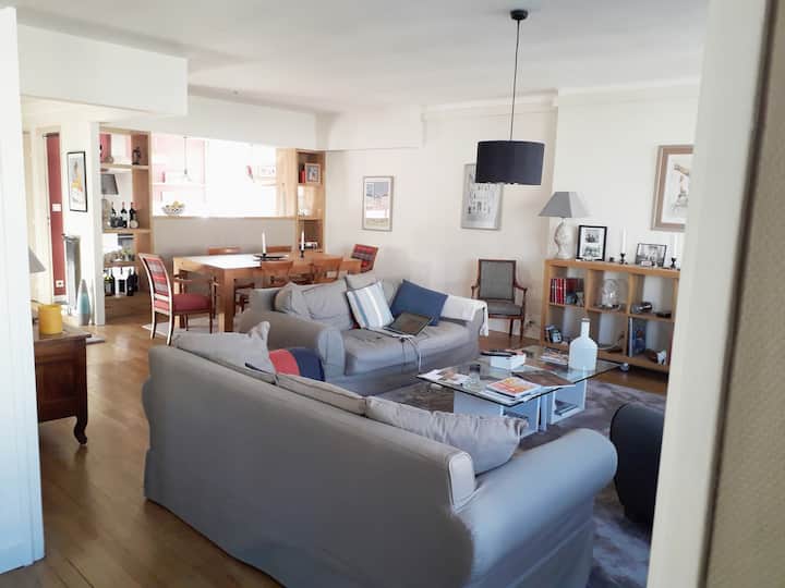 Appt 105m2 Hypercentre 3 Chambres Parking Gratuit - Nantes