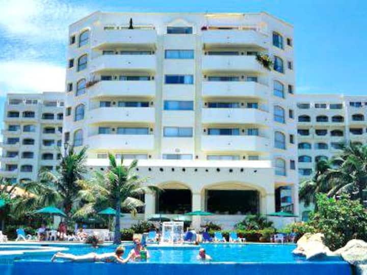 Departamento En Hotel Vista Al Mar Y Pie De Playa - Ixtapa Zihuatanejo