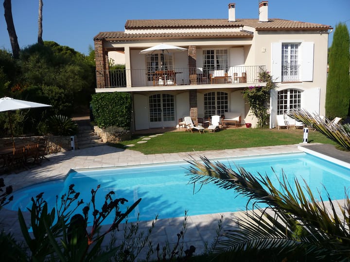 Villa Avec Piscine Proche De La Mer - Saint-Raphaël