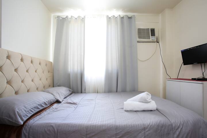 Cubao Vacation Rentals & Homes - Cubao, Quezon City, Philippines | Airbnb