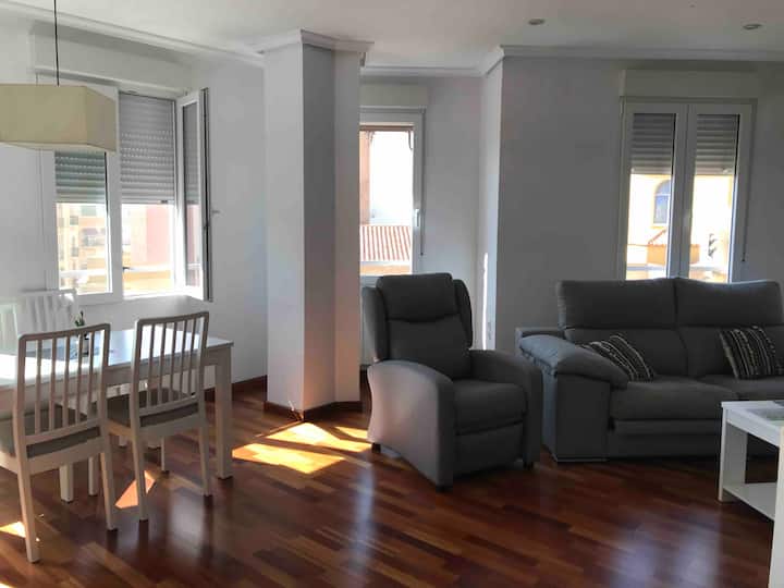 Habitación Con Baño Privado. - Valencia