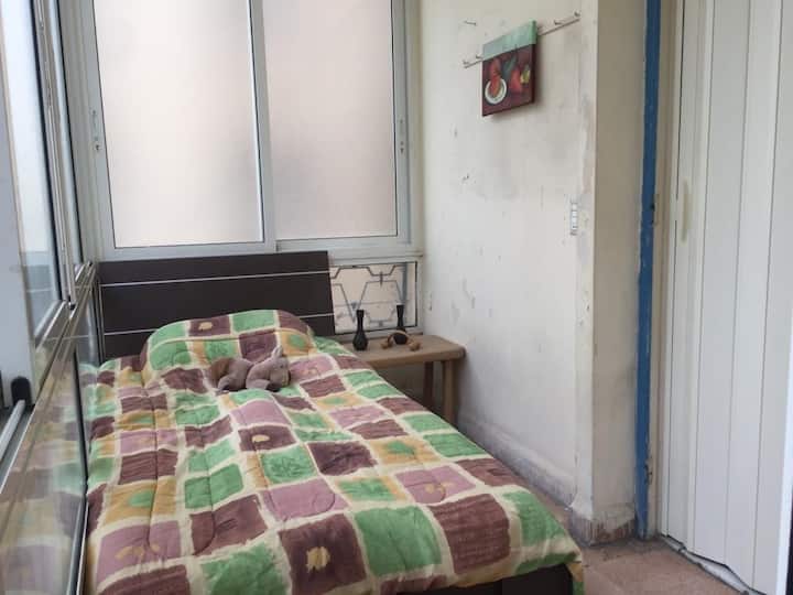 Affordable Room In Badaro, Beirut With A Balcony - ベイルート