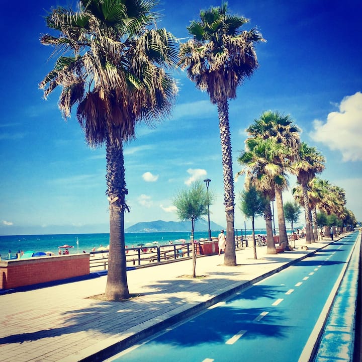 Sea Side Apartment 1 - Terracina