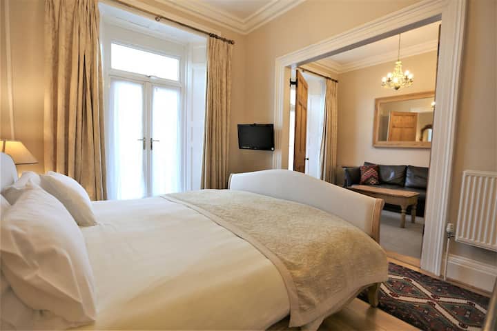 Luxury Suite With Balcony - Torquay, UK