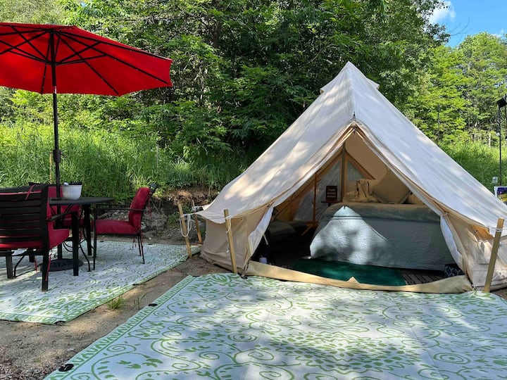 Otho’s Crib Glampsite W/luxury Queen Bed + More! - Corinth, VT