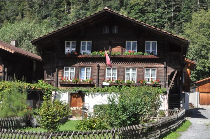 Ferienwohnung Huber 4 1/2 Zimmer - Meiringen