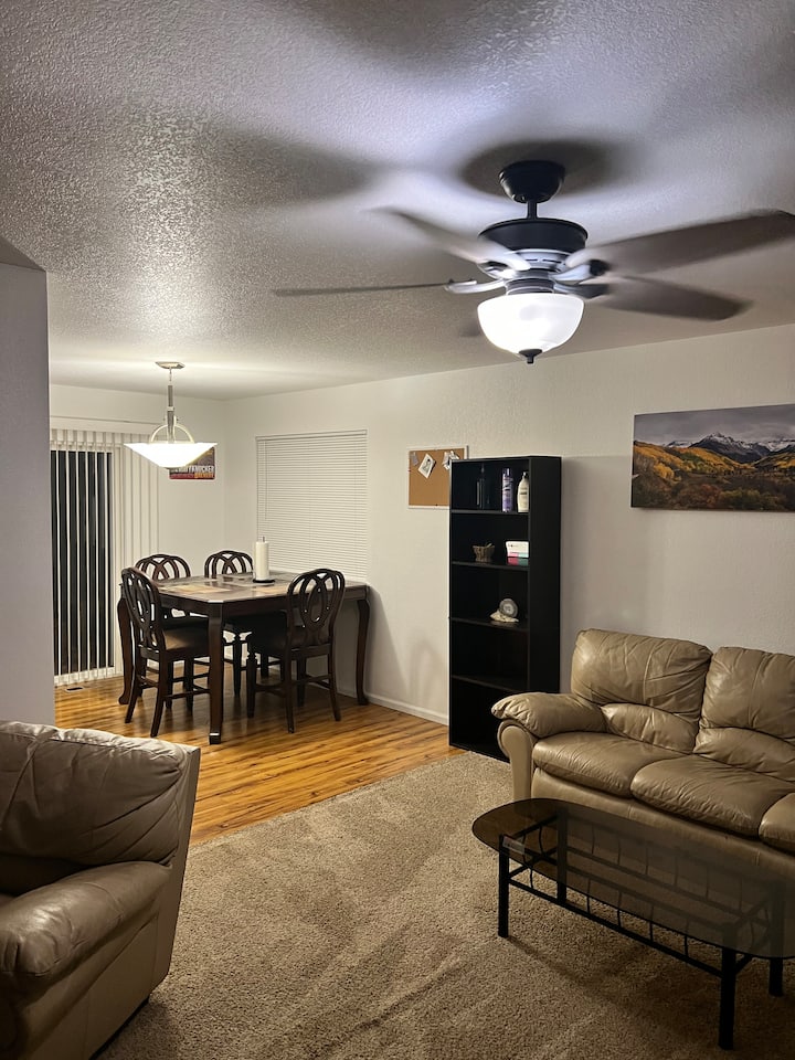 Foothills Bungalow - Loveland, CO