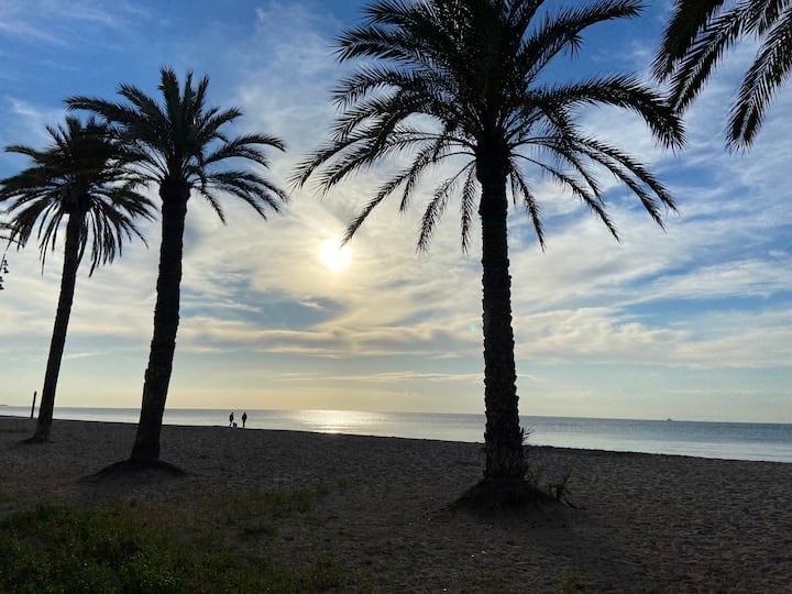 Beautiful Apartment In Calafell, 30 Meters From The Beach - Comarruga