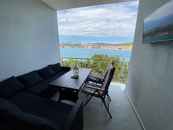 Seaesta Holiday - Luxury Seaview Apartment - Trogir