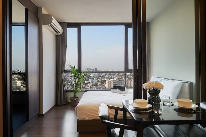 Stylish Condo With Amazing Facilities 500m To Bts - Phra Khanong