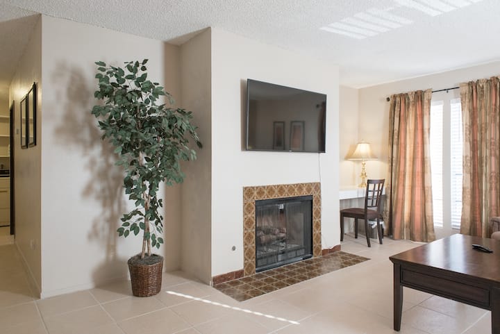 1 Bdm/7 Min Drive35 Min Walk Strip/lndry/wifi/unlv - Las Vegas Strip, NV