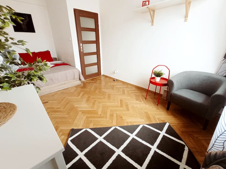 Cozy Apartment "Solidarności" For Couple Or Single - Warszawa