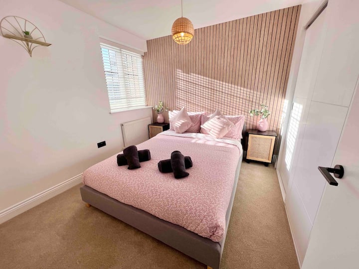 Cosy 2 Bed Minutes From Bournemouth Beach & Town - Bournemouth
