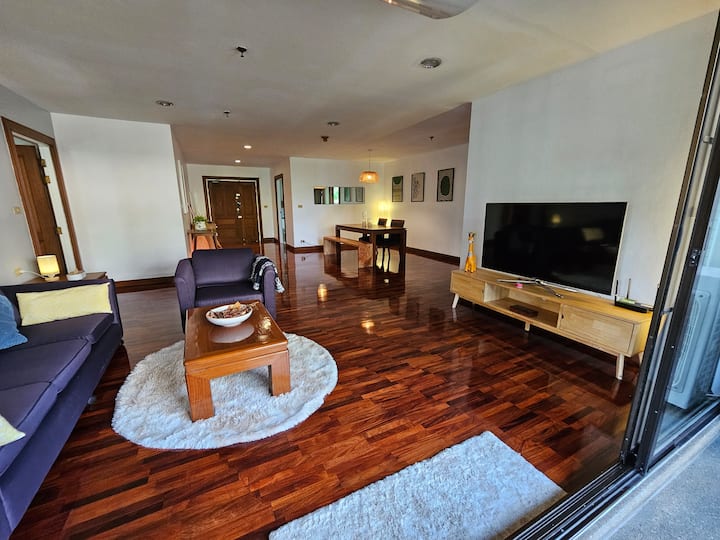 Spacious/breezy 2br @Central Bkk - Bangkok