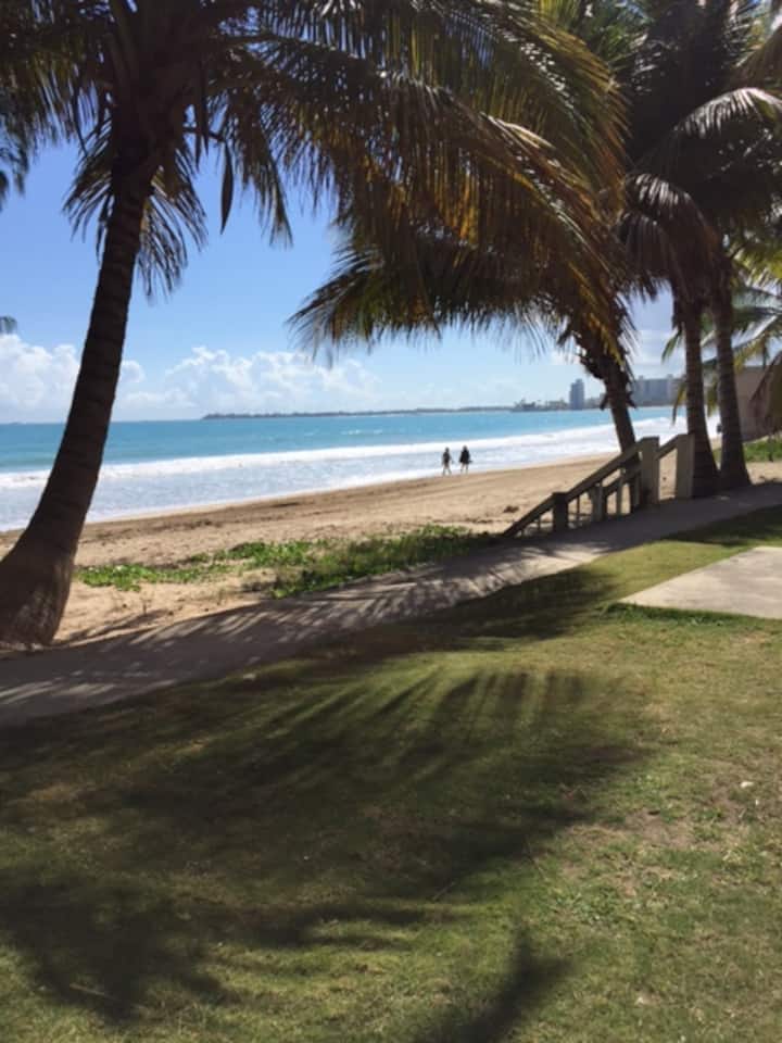 Isla Verde Beach, Relax & Enjoy - San Juan