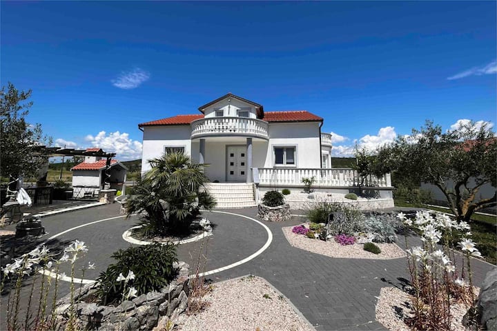 Schöne Ferienwohnung /Kroatien Familienfreundlich - Pirovac