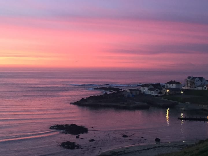 This View. Large Penthouse Adjacent To Hotel. - Portballintrae