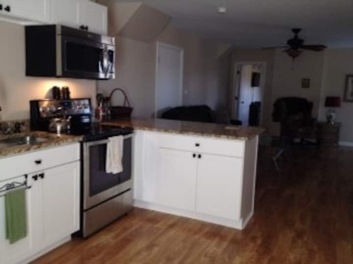 Dogwood Hills Retreat - Brevard, NC