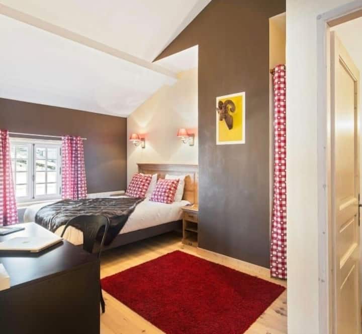 Chambre St Amour - Belleville, France