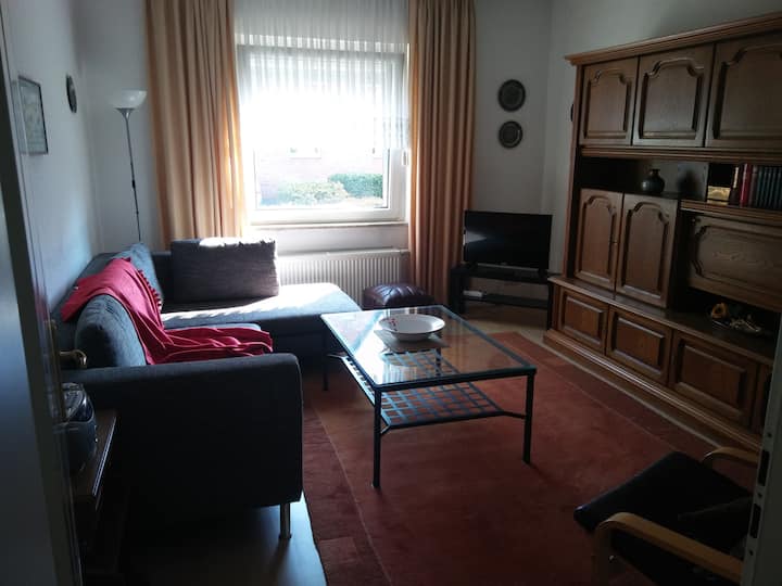 2-room-flat Near To Trade-fair And Airport (5 Km) -