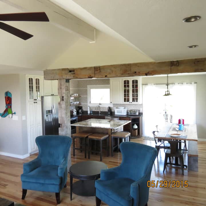 Modern Loft-house: Big Sky Country - Bozeman, MT