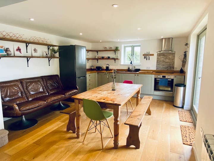 Charming Cornish Cottage Near Perranporth Beach - Lusty Glaze Beach